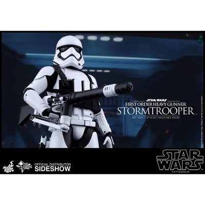 Hot Toys First Order Heavy Gunner Stormtrooper Sixth Scale Figure | D&R