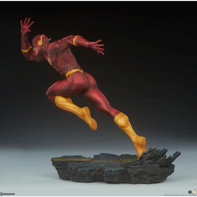 Sideshow Collectibles The Flash Premium Format Figure | D&R