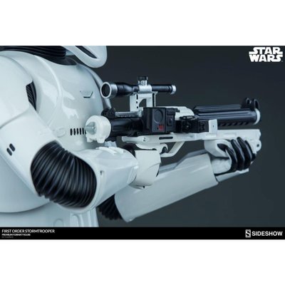 Sideshow Collectibles First Order Stormtrooper Premium Format Figure | D&R