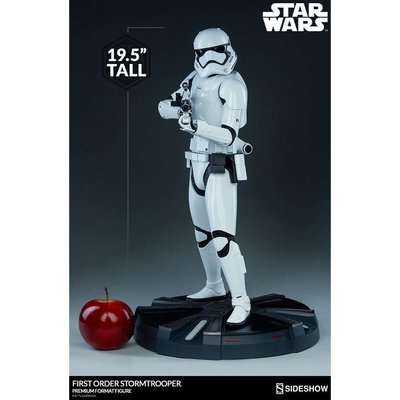Sideshow Collectibles First Order Stormtrooper Premium Format Figure | D&R